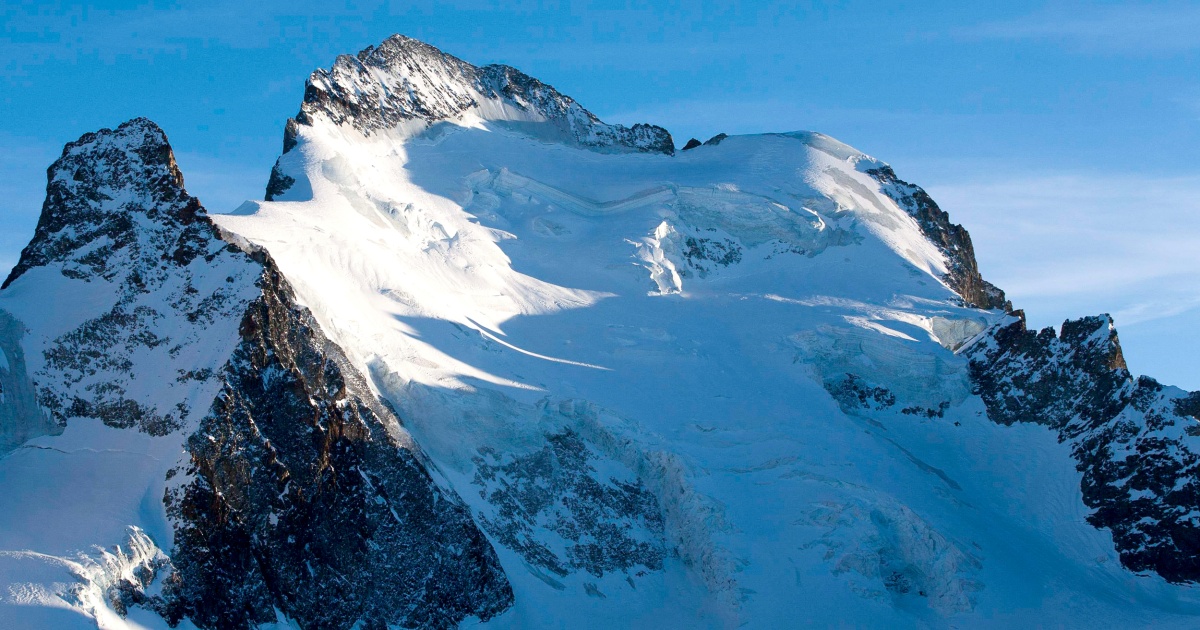 French Alps Avalanche: 7 Climbers Killed, 1 Injured, in Pelvoux