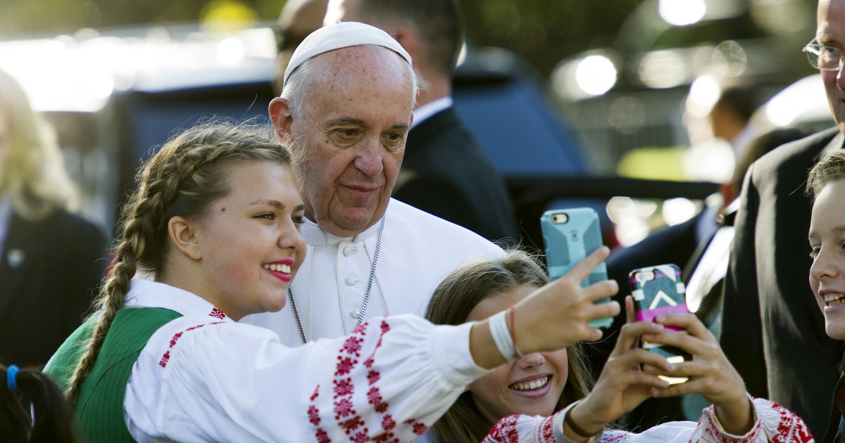 Pope Makes a Splash in America — and on Social Media
