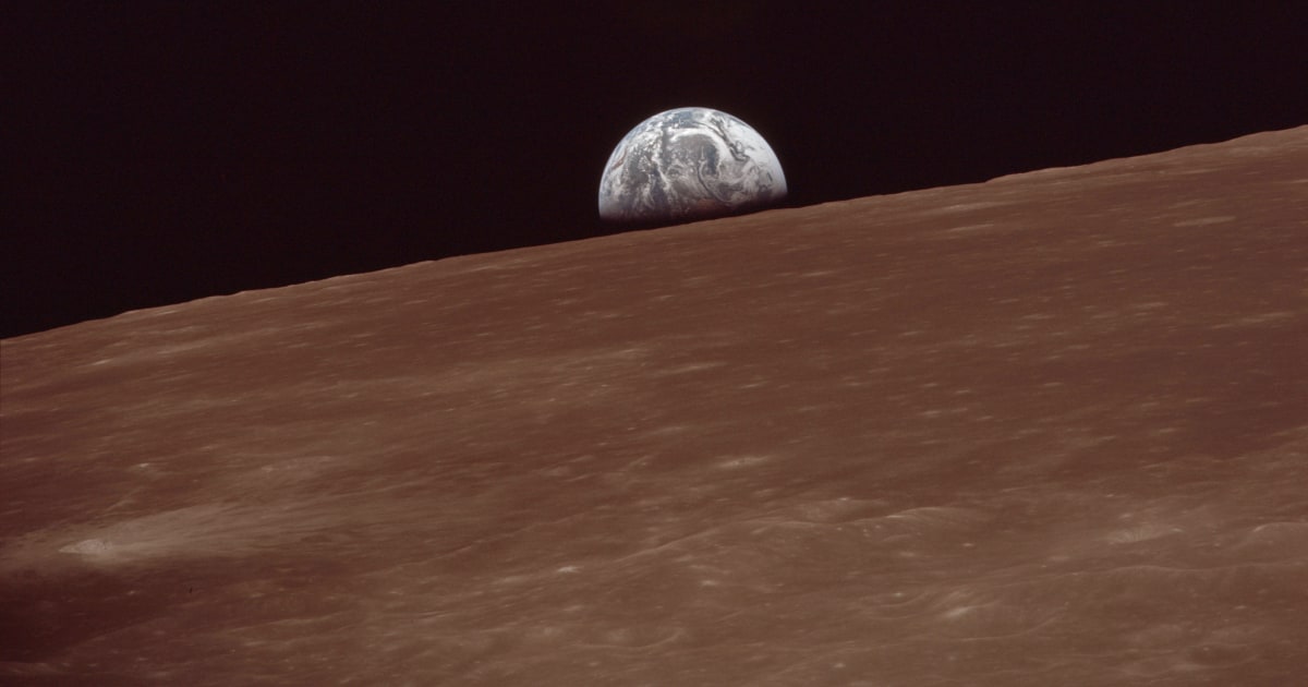 Views of Home: Earth Shines in Apollo Mission Photos