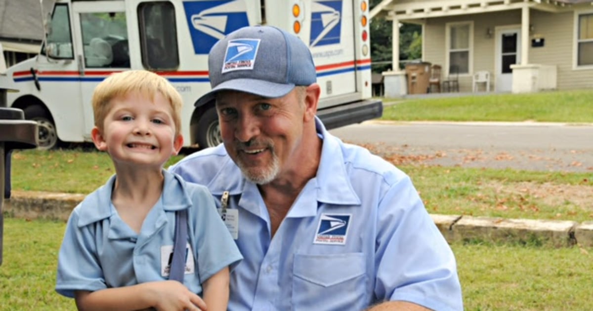 Everyday Hero: Mailman Gets Help on the Job From Little Boy
