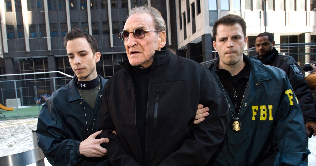 Accused Top Mobster Goes on Trial in 'Goodfellas' Heist