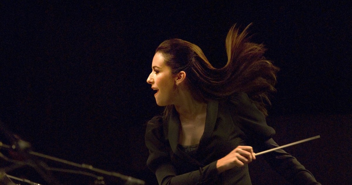 Mexican Conductor Alondra de la Parra Makes History