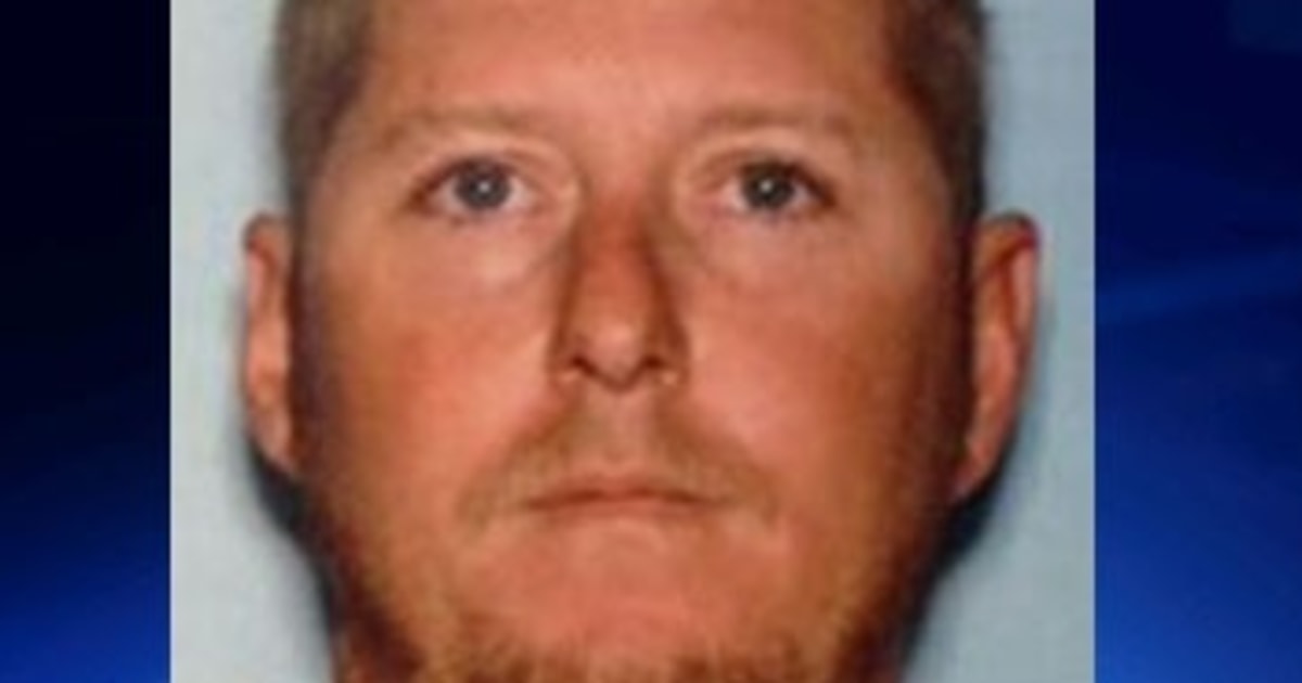Dangerous Suspect In Georgia Sheriffs Death Escapes Leg Shackles