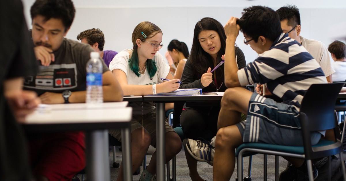 Liberal Arts Students Earn Less, Analysis Finds