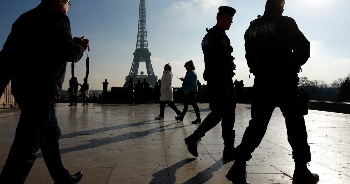 Belgium Says It Arrested Four Paris Accomplices and Is Seeking a Fifth