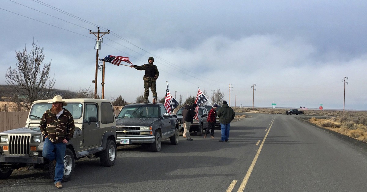 Four Remaining Oregon Occupiers, Surrounded by FBI, Surrender