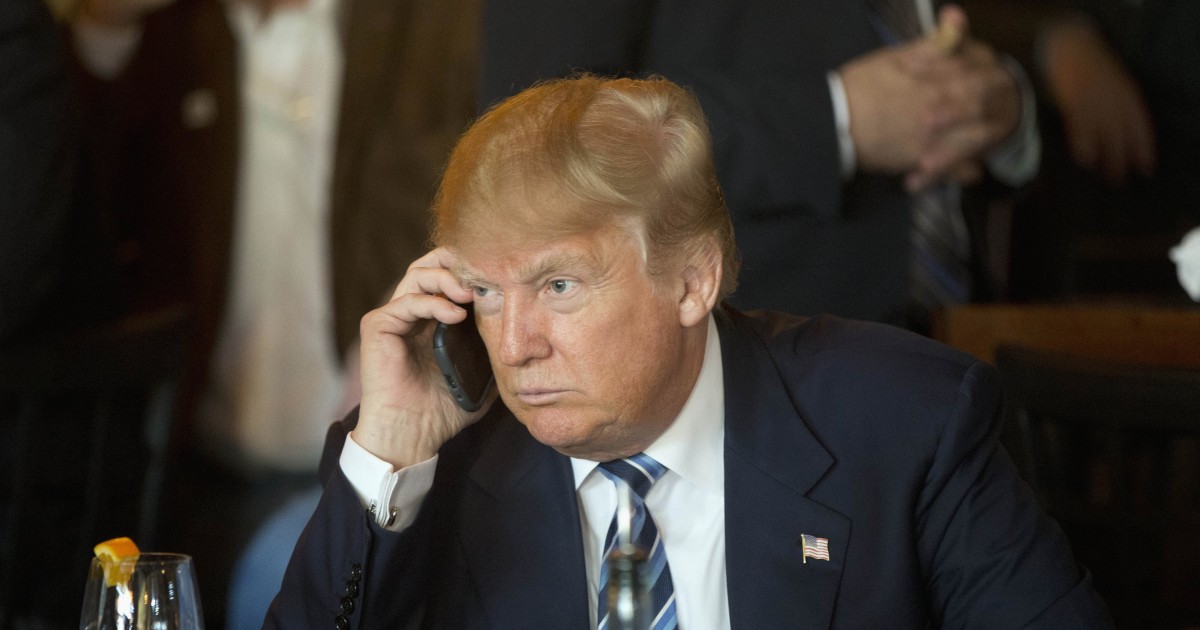 Trump Calls for Apple Boycott as Vendors Use iPads to Charge for Swag ...