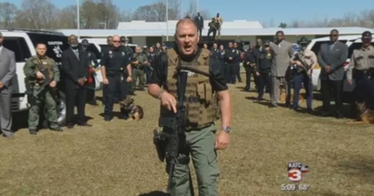 Louisiana Sheriff's Captain in Combative Anti-Gang Video Resigns Louisiana Sheriff's Captain in Combative Anti-Gang Video Resigns