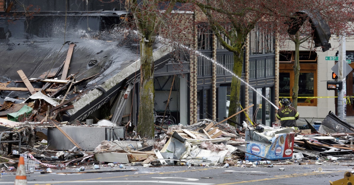 Seattle Explosion Injures 9 Firefighters, Wakes Residents