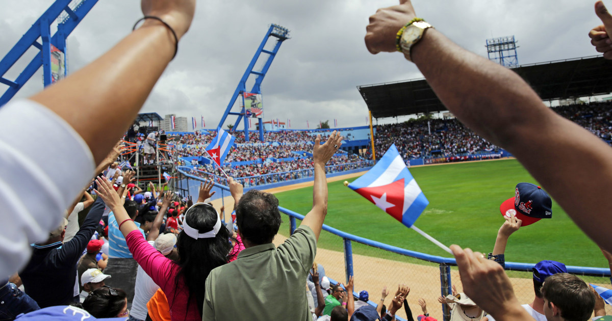Play Ball! Obama and Raul Castro Attend Rays-Cuba Game in Havana