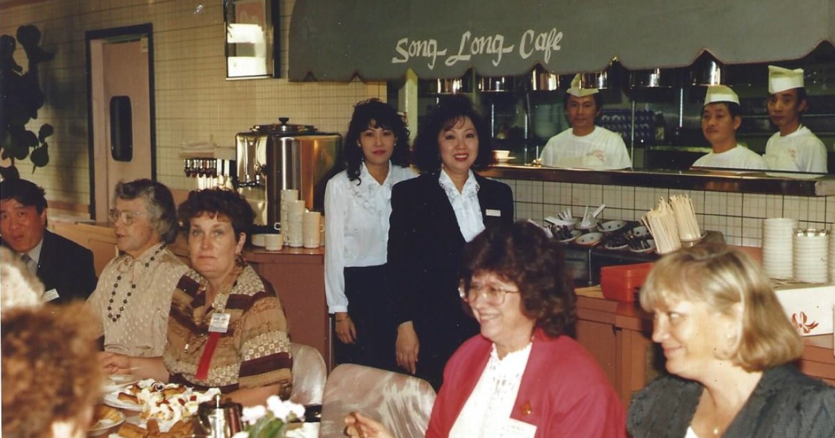 At Song Long Restaurant, New Vietnamese Americans First Tasted Home