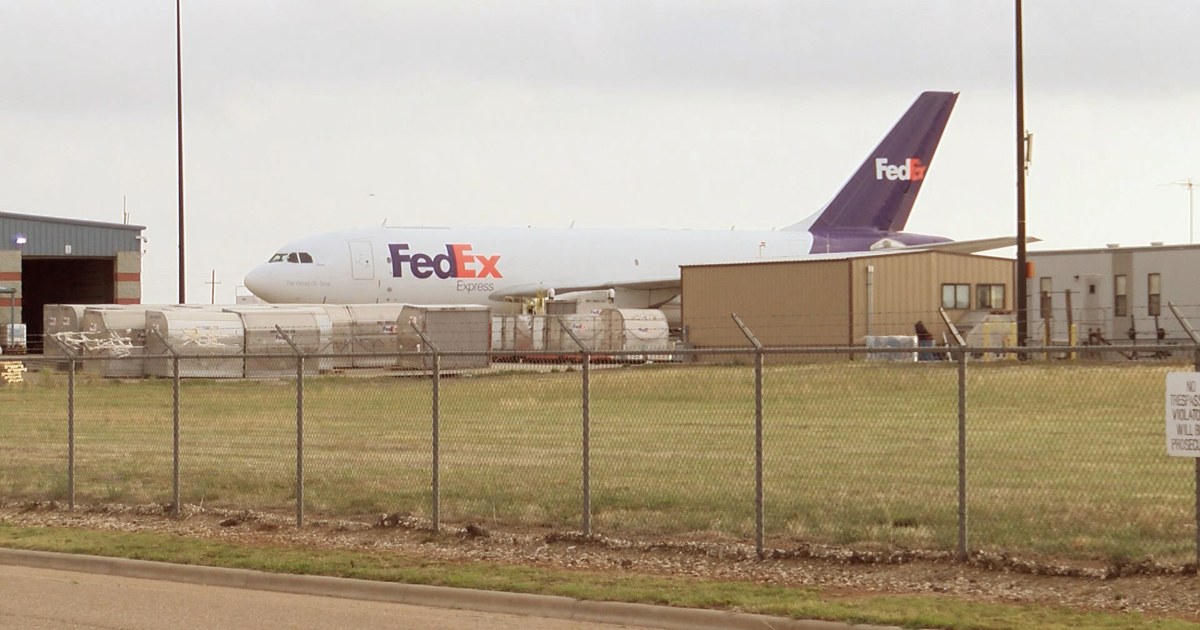 Airplane Stowaway Turns Out to be FedEx Worker Who Fell Asleep