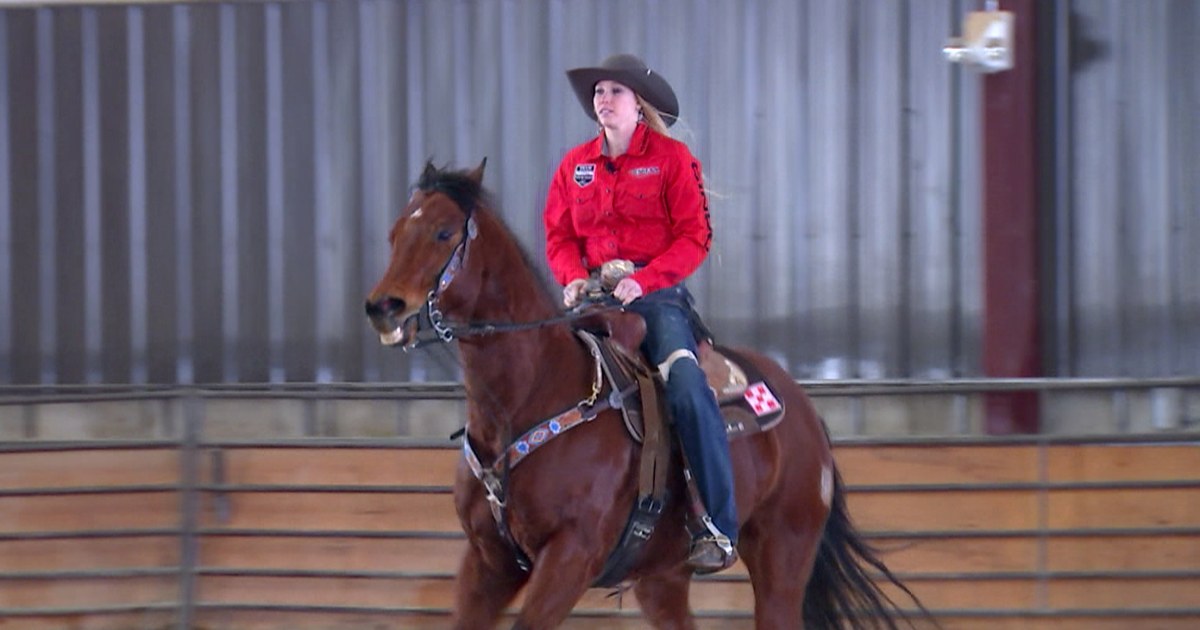Rodeo Champion Returns to Riding Months After Accident