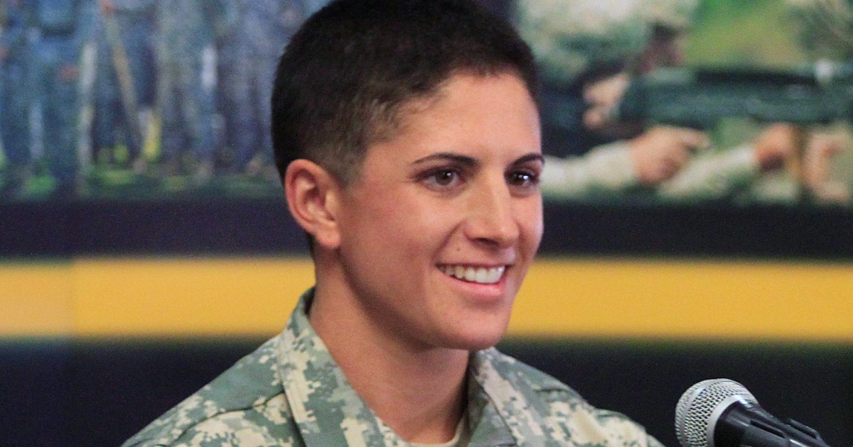 First Female Ranger Graduates Were Thinking of 'Future Generations of ...