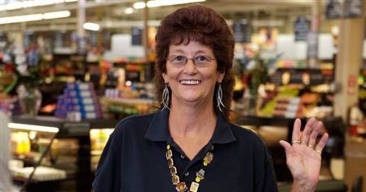 After a Hiatus, Wal-Mart Welcomes Back its Greeters