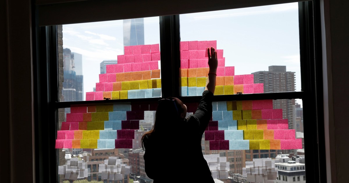 Post-It War Gets Sticky on New York City Office Windows