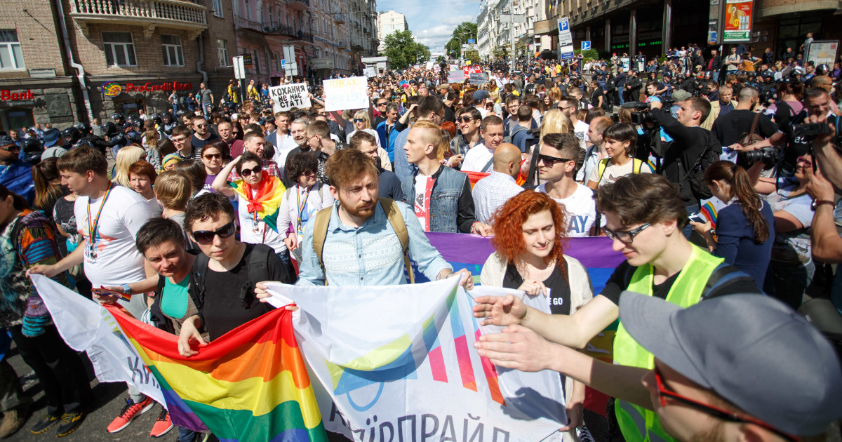 Ukrainians March for LGBT Equality in Peace