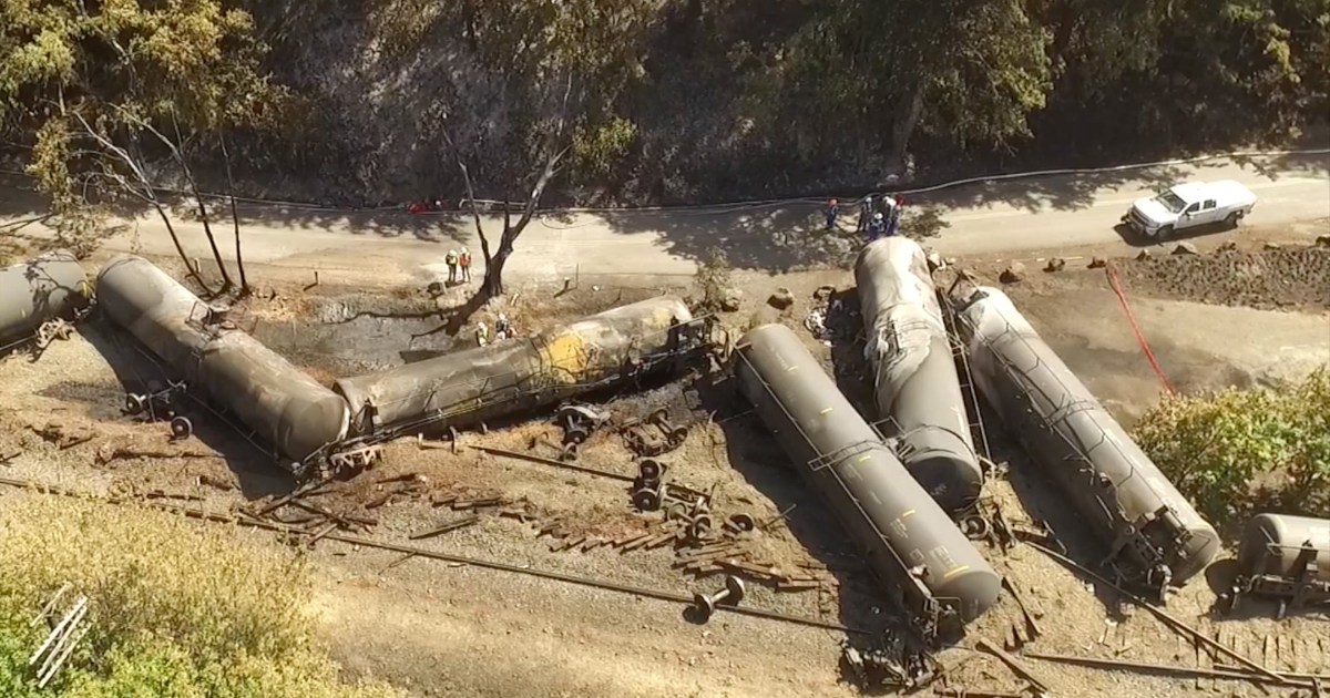 Oregon Officials Want Hold on Oil Trains After Fiery Derailment
