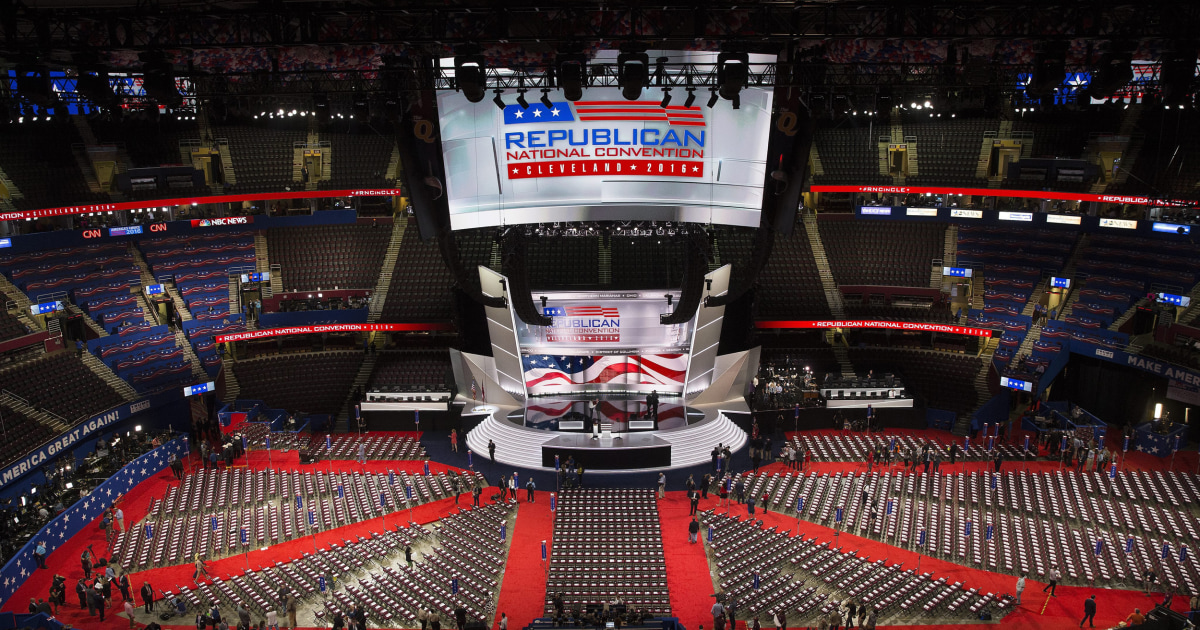 Monday in Pictures: Day One of the GOP Convention and More