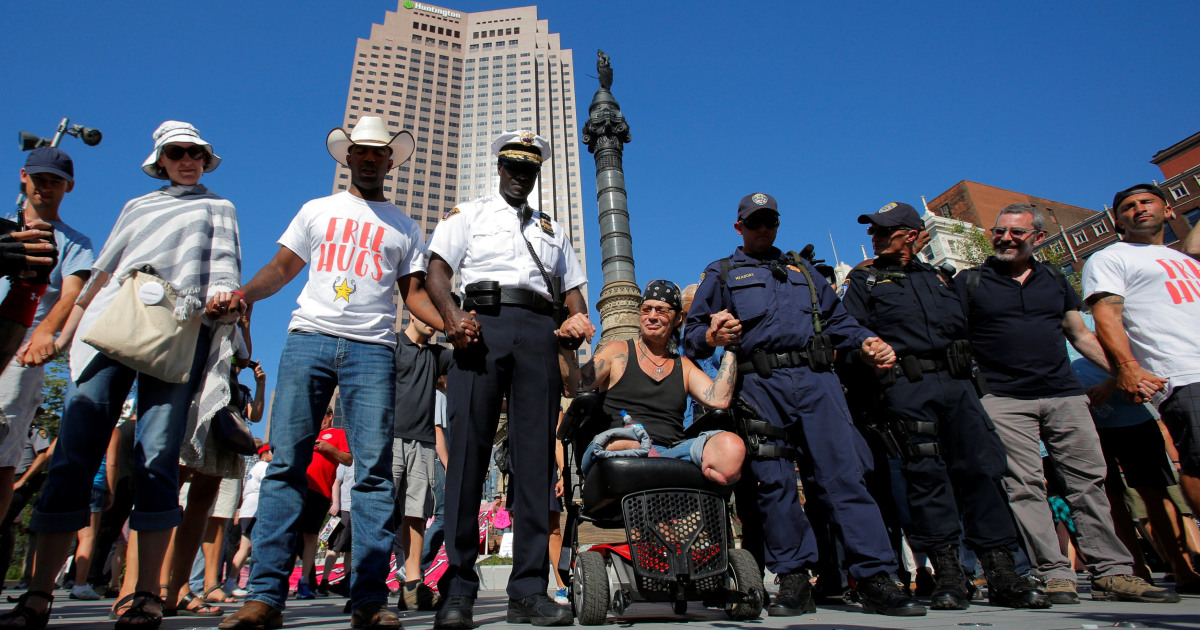 Cleveland Police, RNC Protesters Clash Over Flag-Burning Arrests
