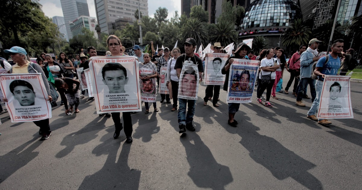 Mexico Agrees to Advisers to Monitor Missing Students Investigation