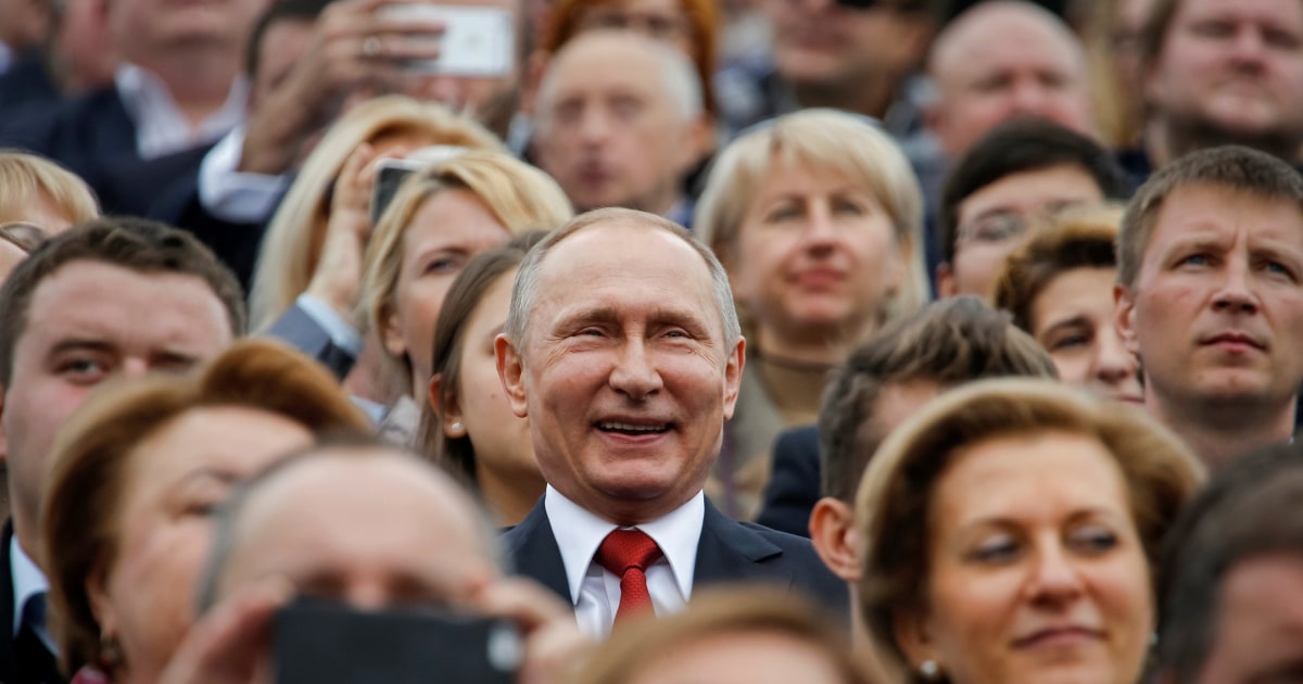 Saturday in Pictures: Moscow Celebrates 'City Day' and More