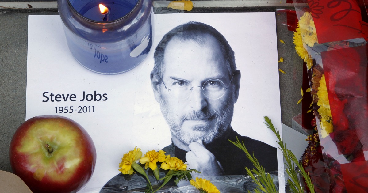 How Tim Cook Is Remembering Steve Jobs 5 Years Later
