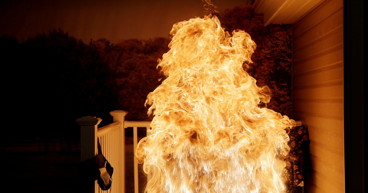 See What Happens When a Frozen Turkey Meets a Hot Deep Fryer