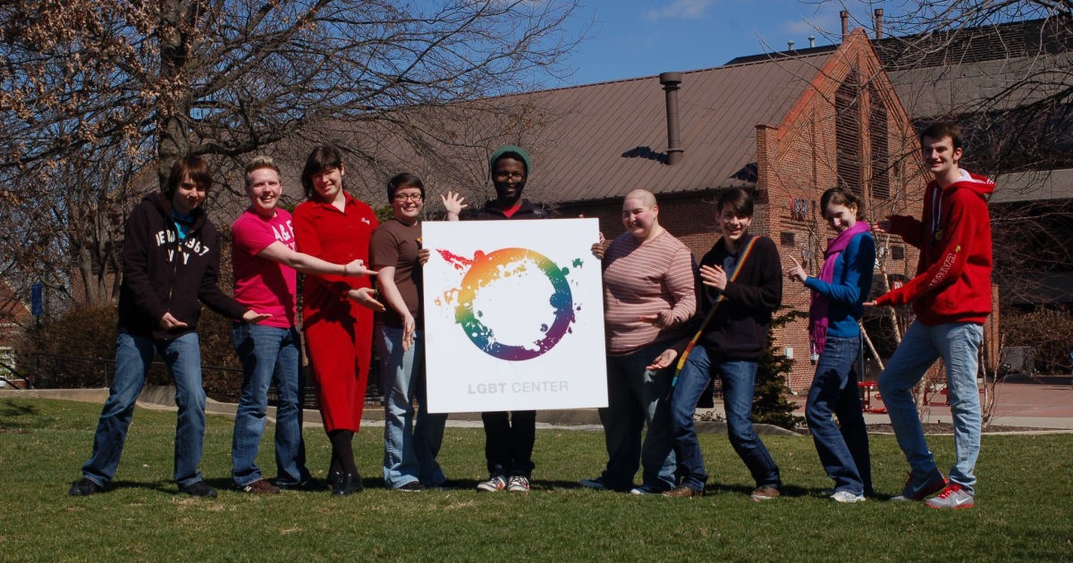 OutFront: Kentucky Man Hosts Thanksgiving Feast for LGBTQ Students