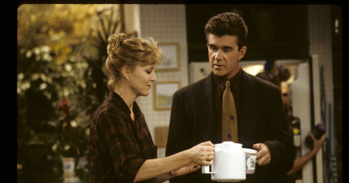 Actor Alan Thicke, Who Played Dad on 'Growing Pains,' Dead at 69