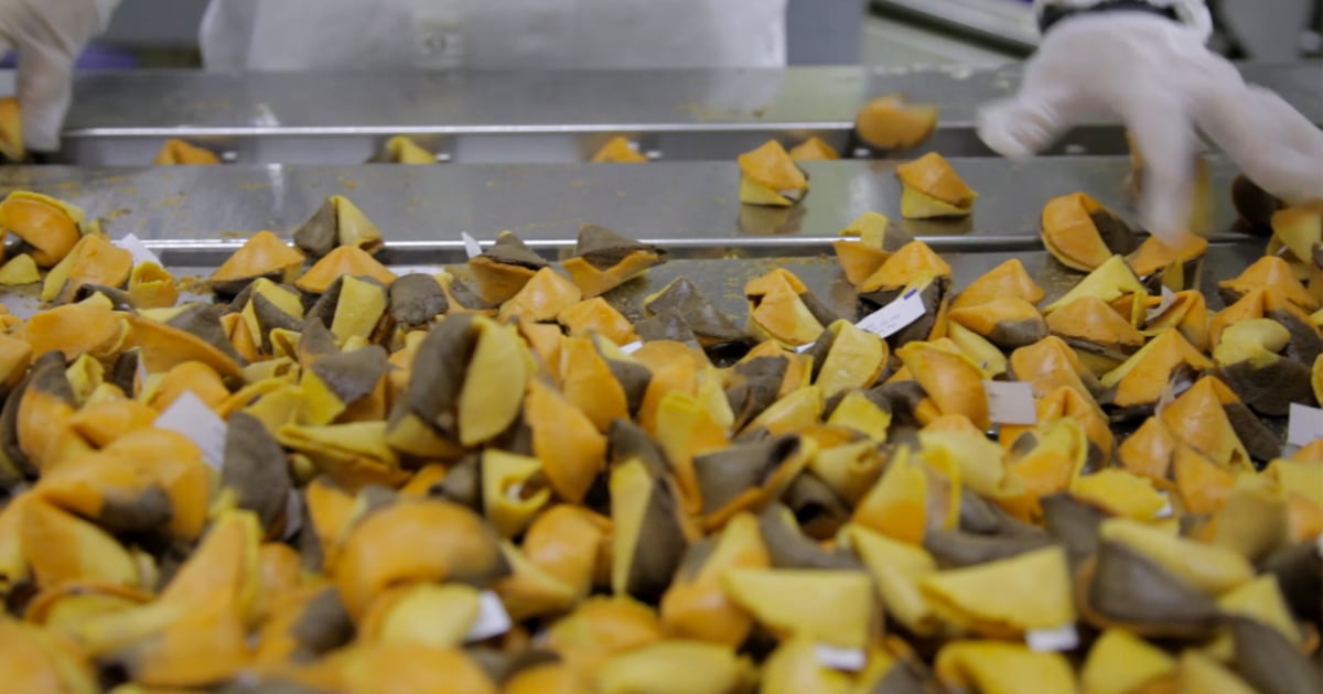 After Three Decades, This Fortune Cookie Writer Is Passing the Baton