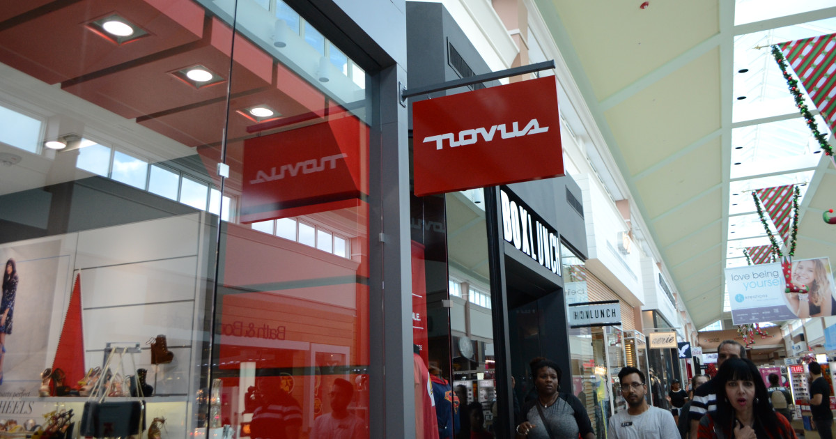 As More Puerto Ricans Move to South Florida, Island Stores Expand Reach