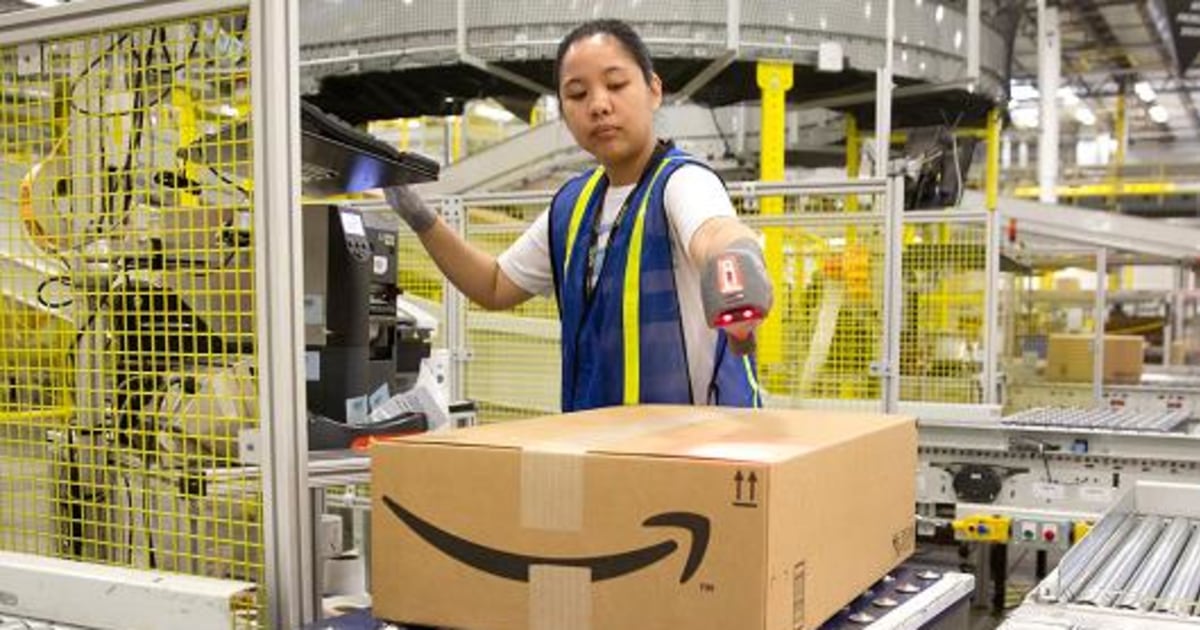 Amazon to Create 100,000 Full-Time Jobs in the U.S. by 2018