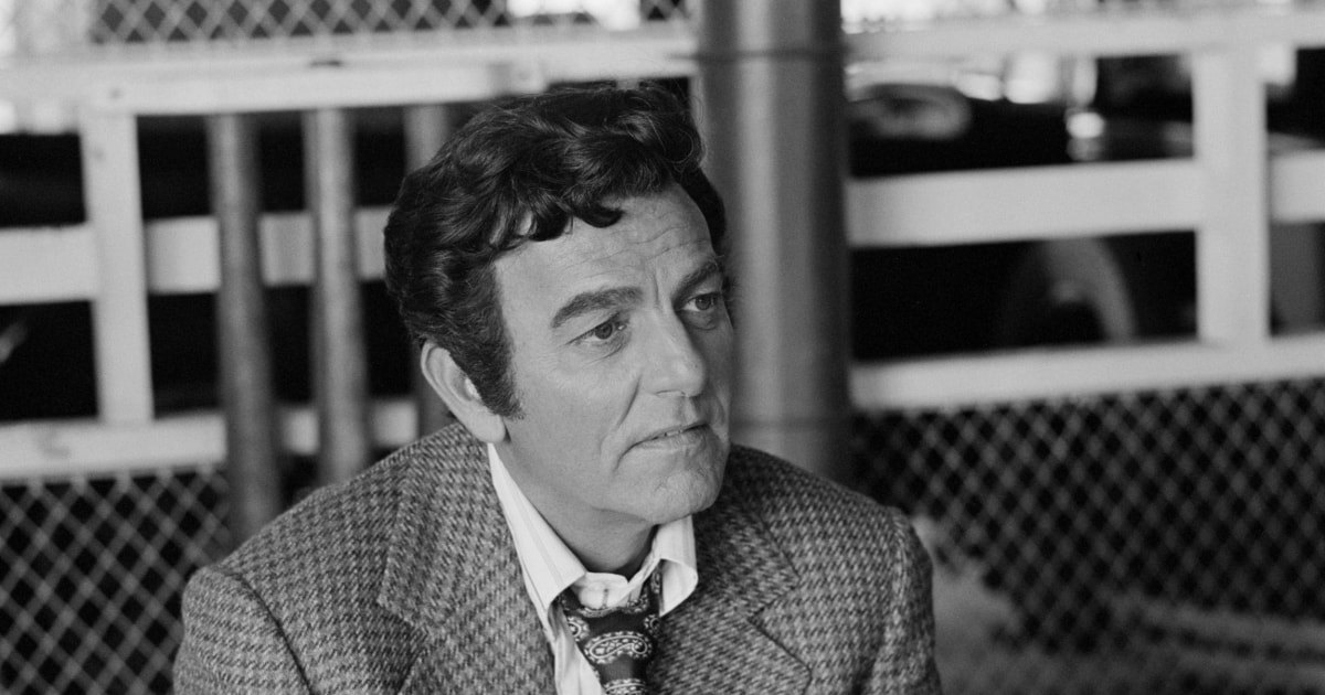 'Mannix' Star Mike Connors Dies at 91