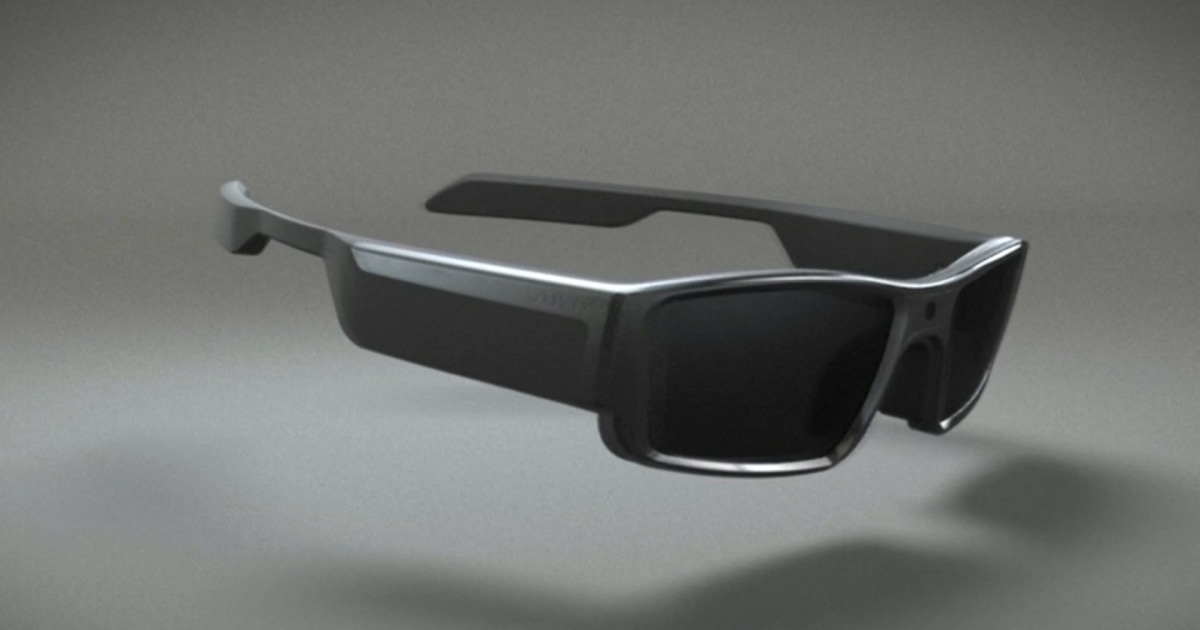 These Sunglasses Can Rival a Smartphone