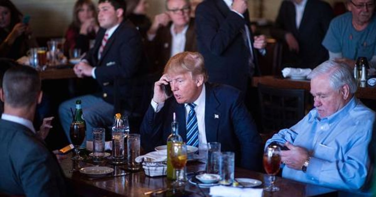 Trump Now Uses an iPhone — Despite Once Calling for an Apple Boycott