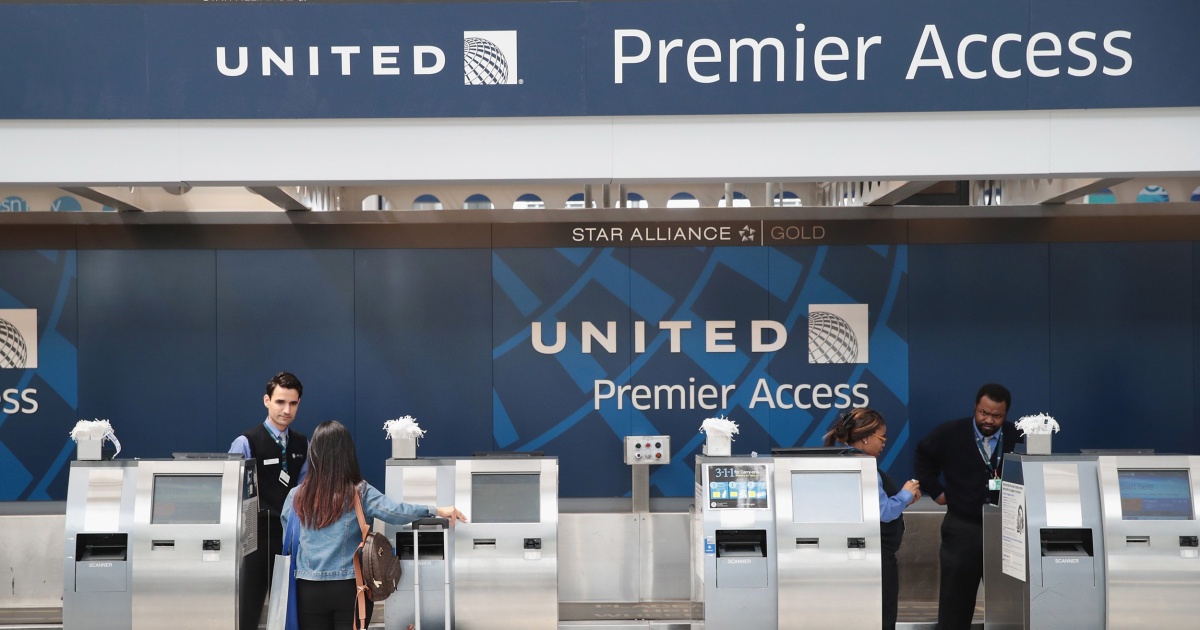 United Fiasco: How Do Airlines Select Who to Remove From Overbooked ...