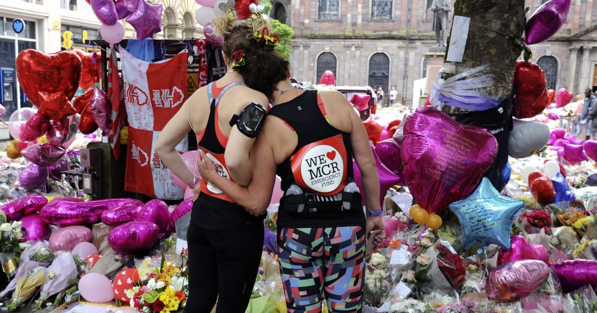 Thousands Take Part in Manchester Run as Hunt for Bombing Accomplices ...