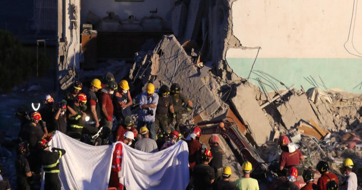 Building Collapse in Naples, Italy: 8th Body Pulled from Rubble