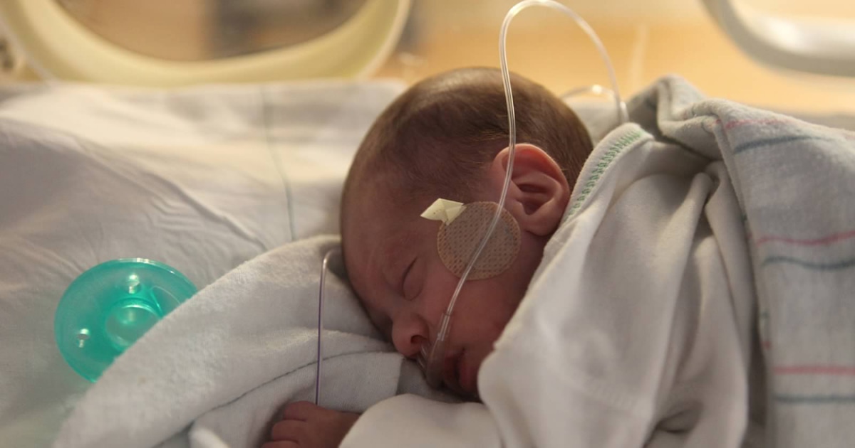 Clothes Carry Germs into Newborn ICU