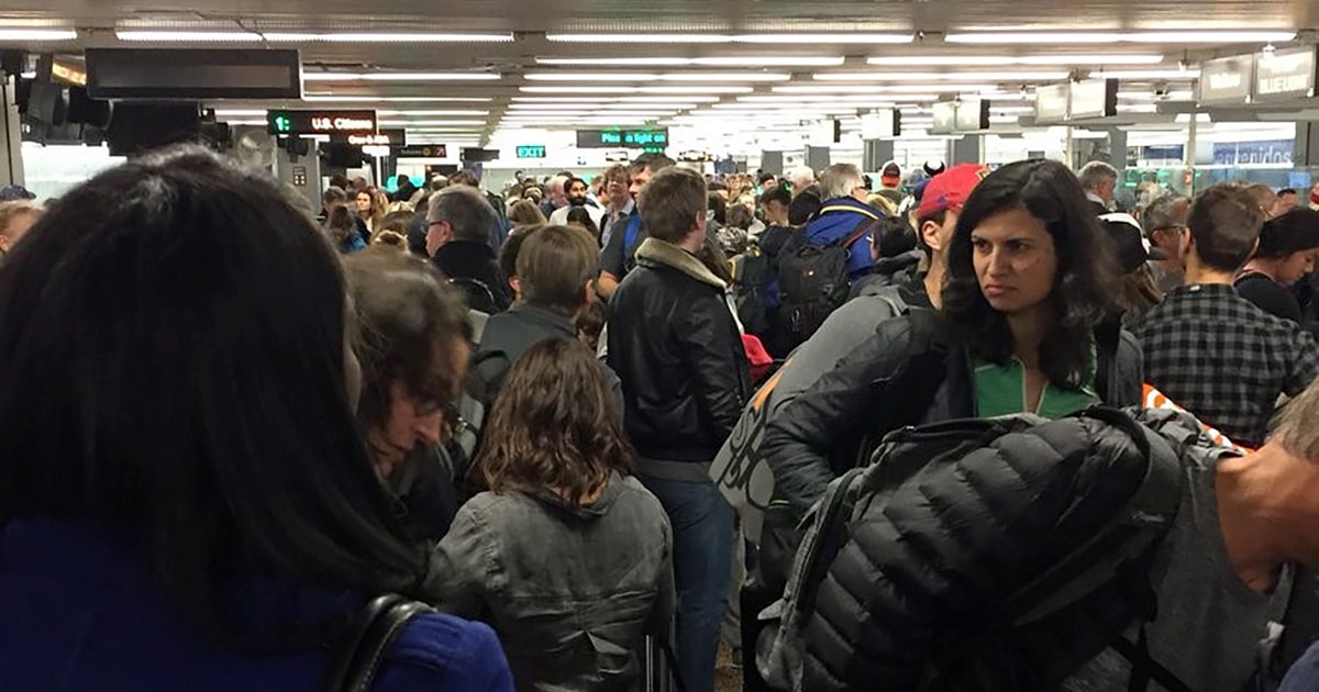 Outage at Customs and Border Protection leads to long lines at airports