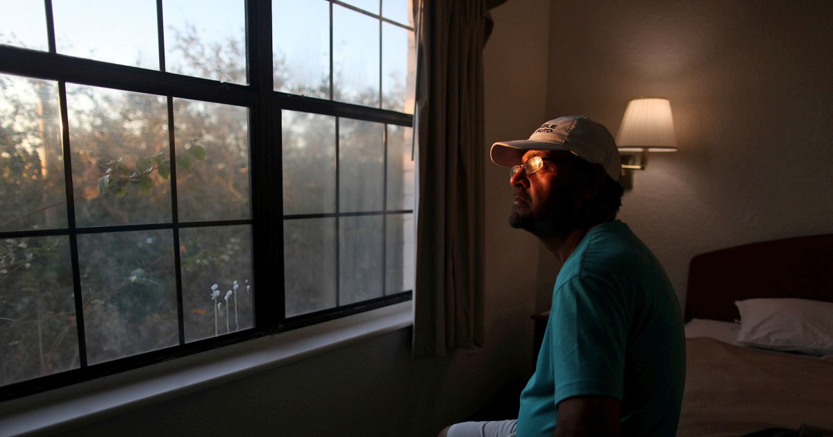 Displaced Puerto Ricans seek refuge in Florida