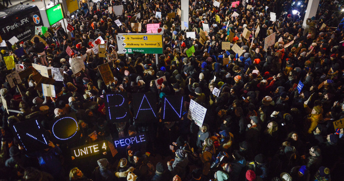 Confusion led agents to violate court orders early in Trump travel ban