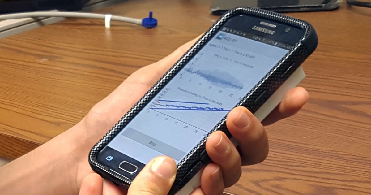 Smartphone device reads blood pressure anywhere