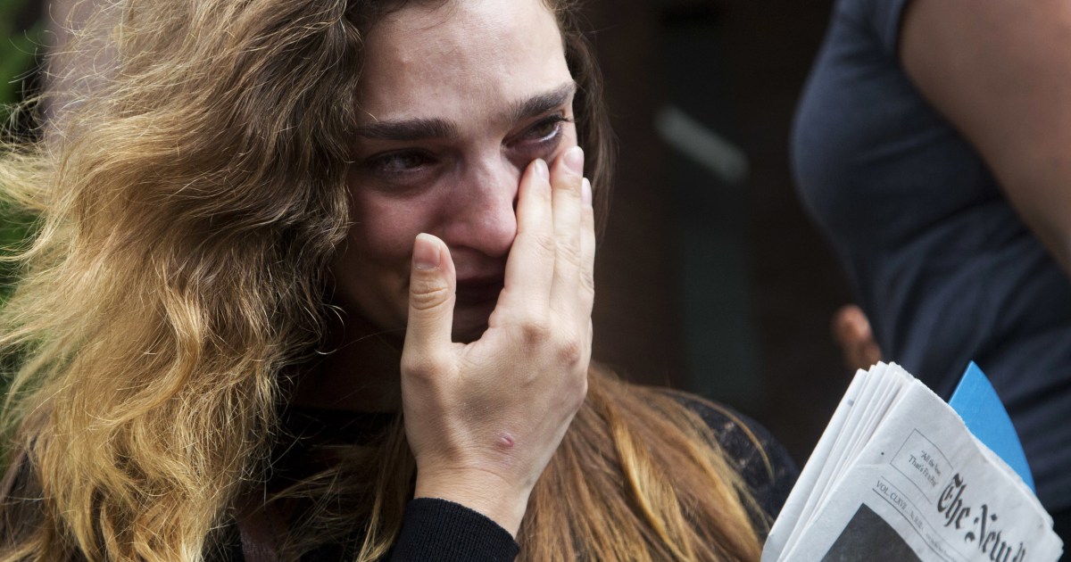 New York Daily News cuts half of its staff