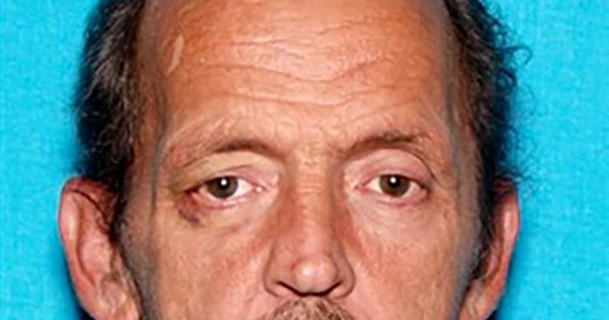 Manhunt underway in Tennessee for murder fugitive Kirby Gene Wallace