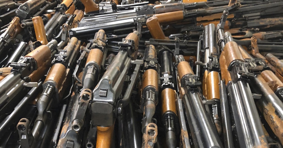 U.N. arms experts examine possible Iranian arms seized by US off Yemen