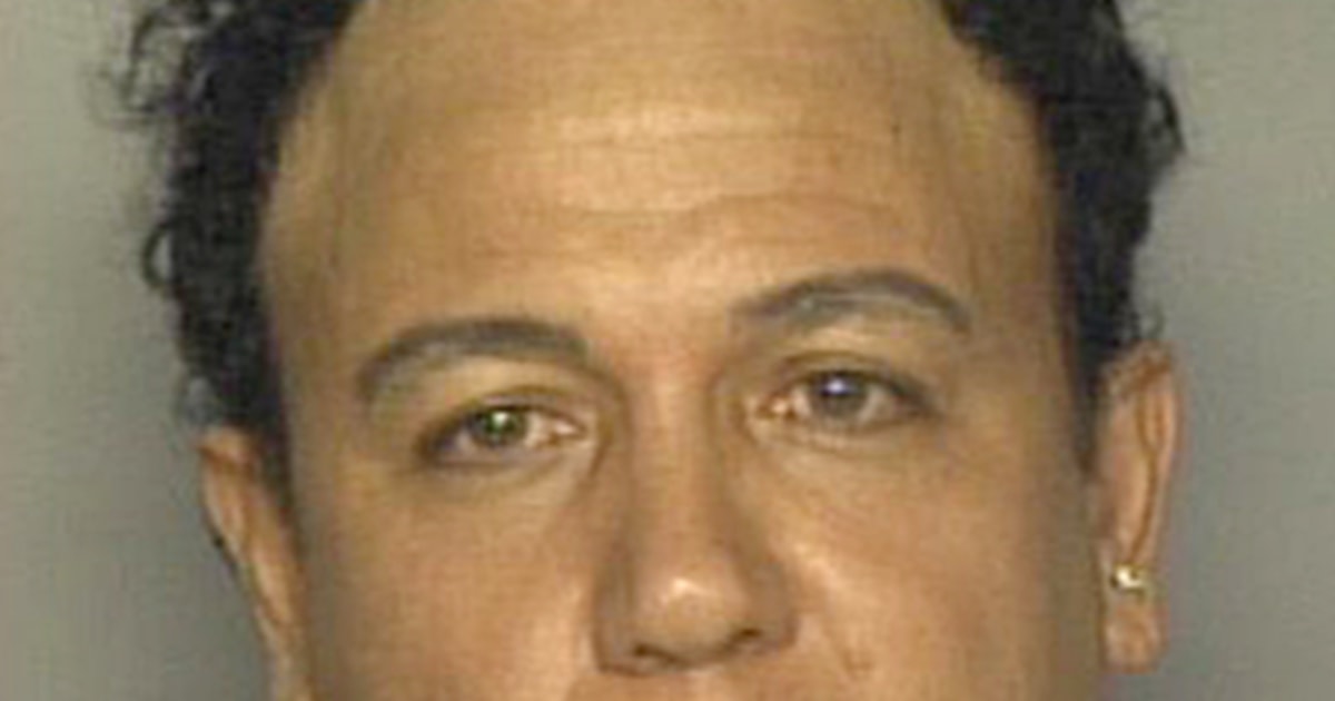 Pipe bomb suspect Cesar Sayoc is charged with sending explosive packages