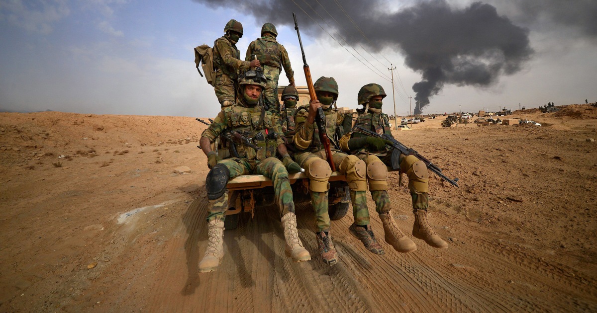 Iraq deploys up to 30,000 fighters to secure Syrian border from ISIS