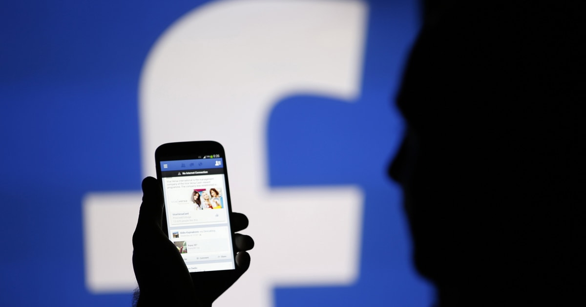 Facebook and Twitter launch ad transparency tools ahead of midterms